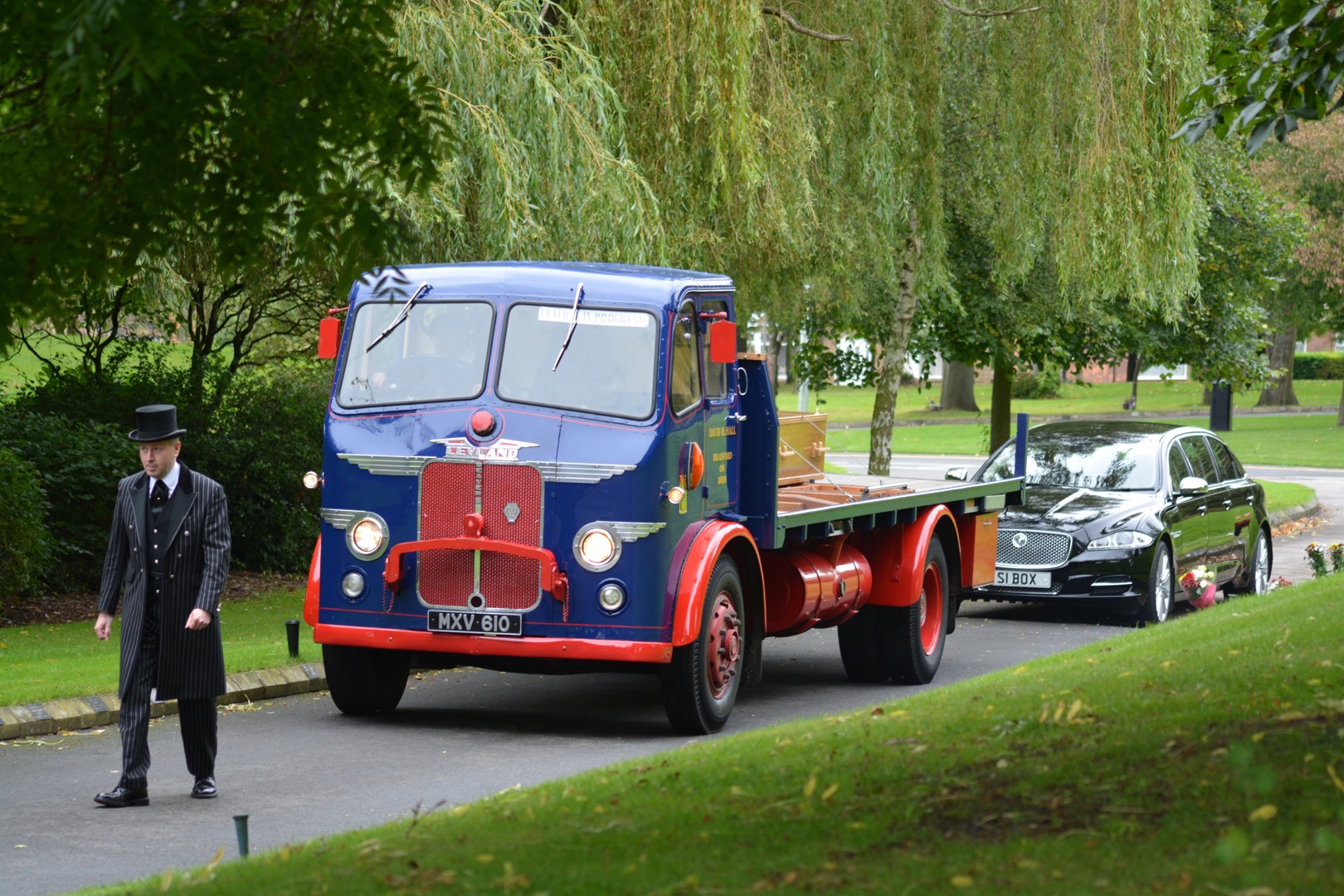 Andrew Box Leads the Vintage Lorry Cortege - Eric F. Box Funeral ...